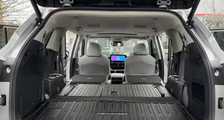 How Many Seats In A Toyota Highlander | Psycho Autos