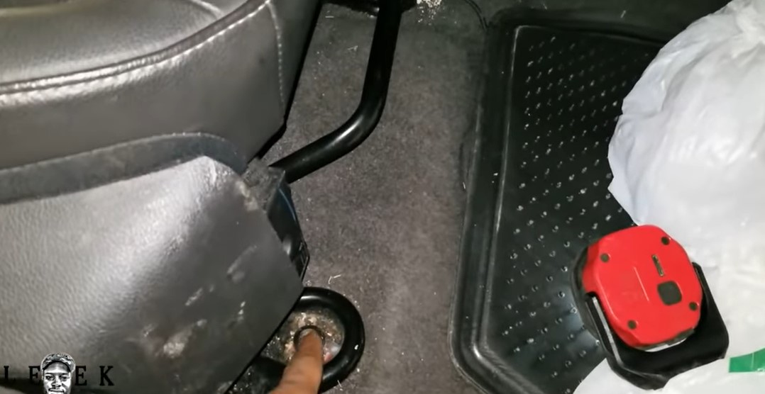 How To Fix A Stuck Manual Car Seat | Unlock Comfort